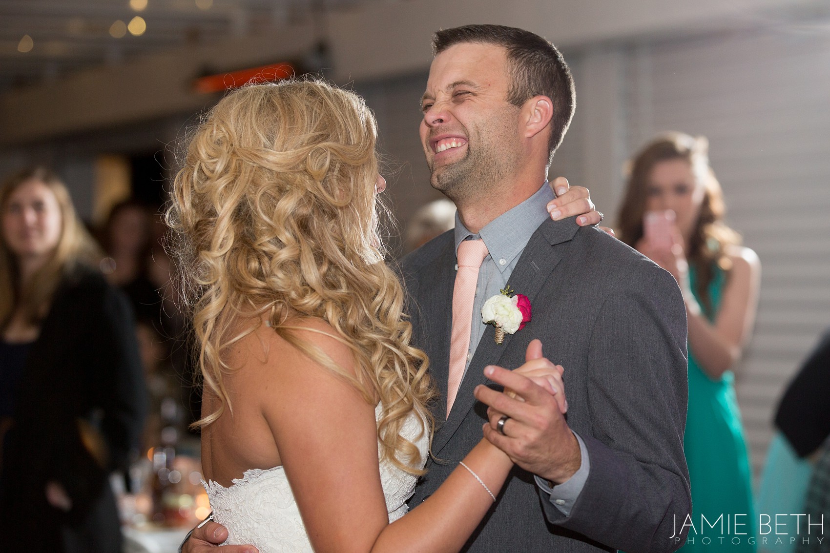 Ashley & Tommy: Ralston's Crossing Wedding | Jamie Beth Photography